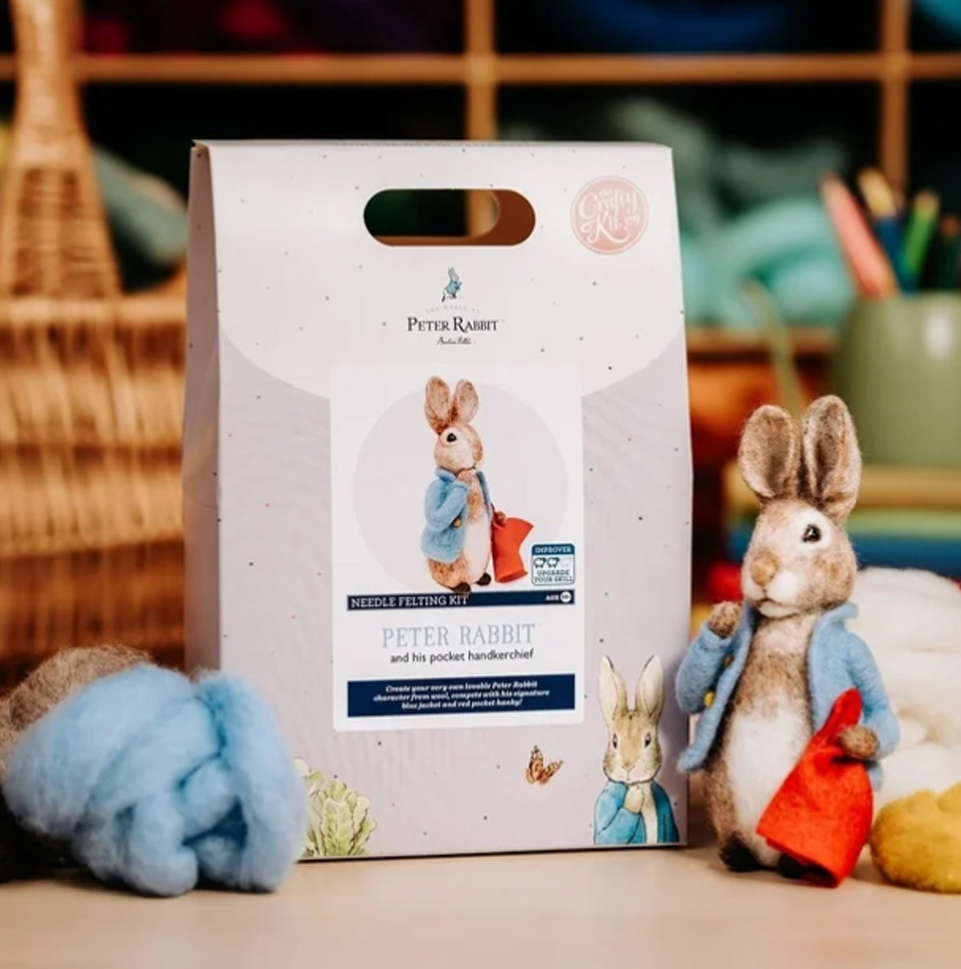 Peter Rabbit & His Pocket Handkerchief Needle Felting Kit — Tisse et File