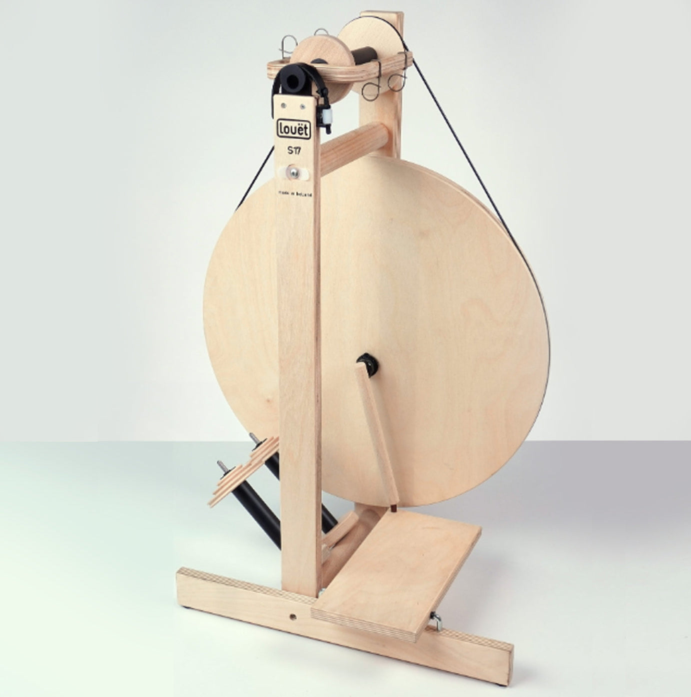 Rouets traditionnels pour filage artisanal – Ashford, Louët, Kromski ...