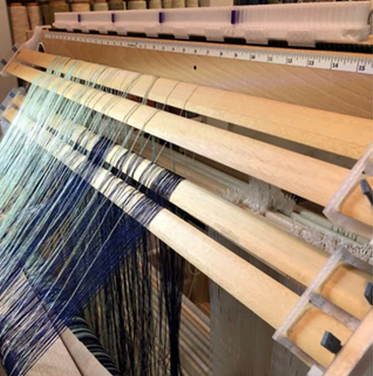 Double Warp Helping Hands - Louet Spring et David 3 de Louët — Tisse et ...