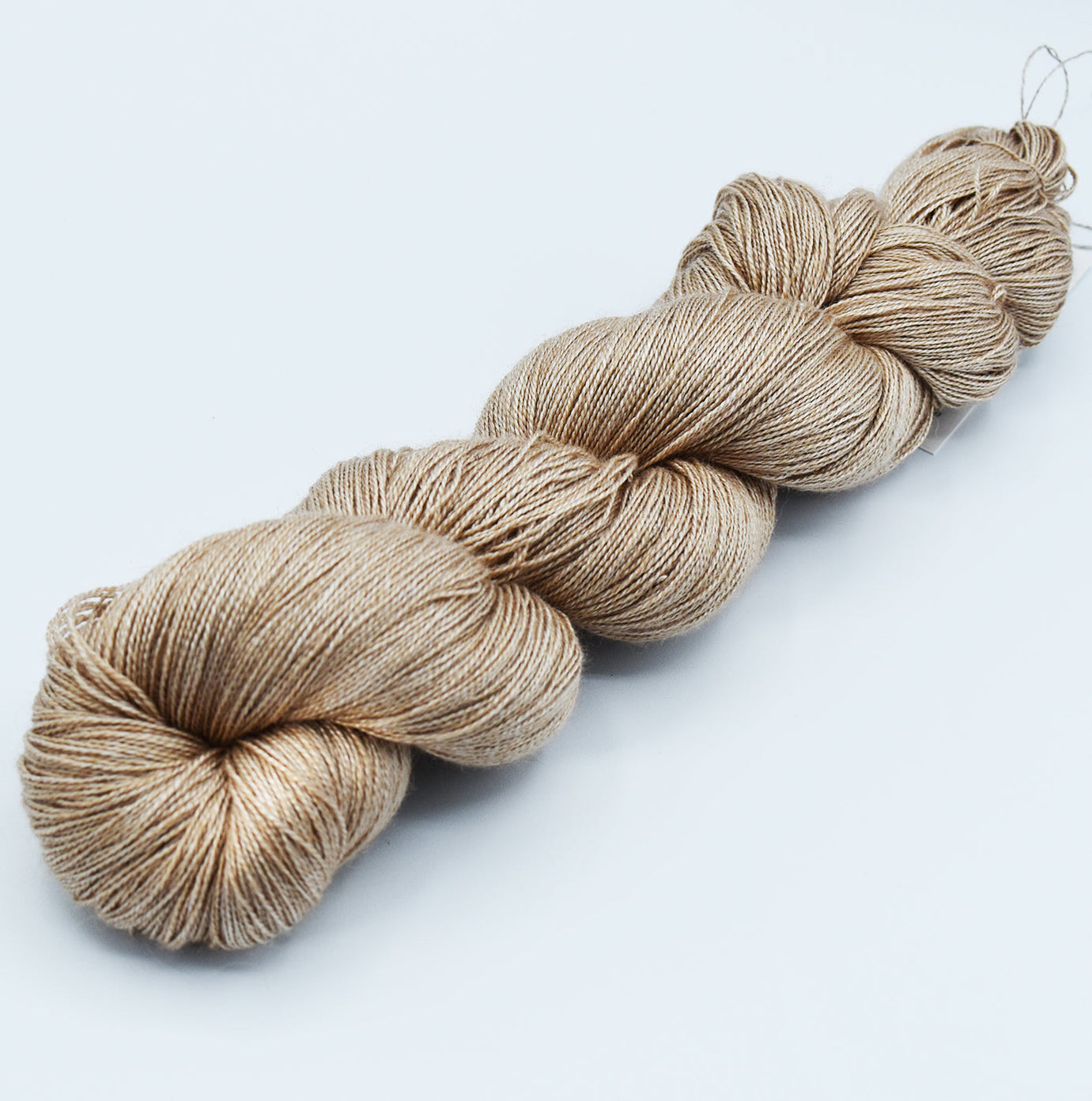 Mulberry silk and baby camel yarn for weaving – Tisse et File